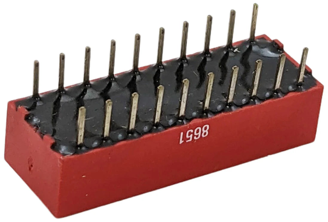 Rocker Style DIP Switch with 10 Switches, 20-Pin, SPST, Red Color, 27 ...
